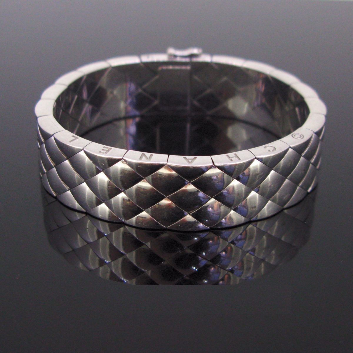 Chanel Matelasse Quilted Bangle Bracelet – Heritagem